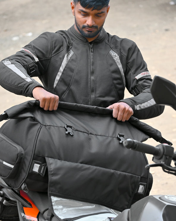 Viaterra Hammerhead 75 Universal Motorcycle Tail Bag– Moto Central