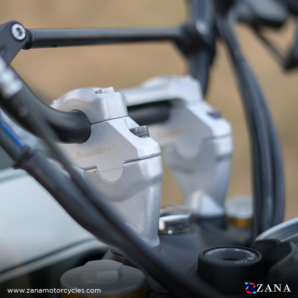 ZANA Offset Handlebar Riser Silver for Triumph Scrambler 400 (ZI-8414 ...