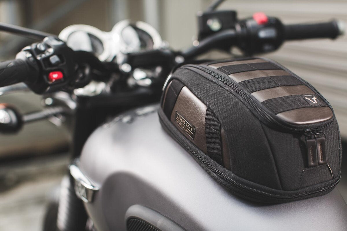 SW Motech 3 5.5L Legend Gear Tank Bag (BC.TRS.00.401.10000)– Moto Central
