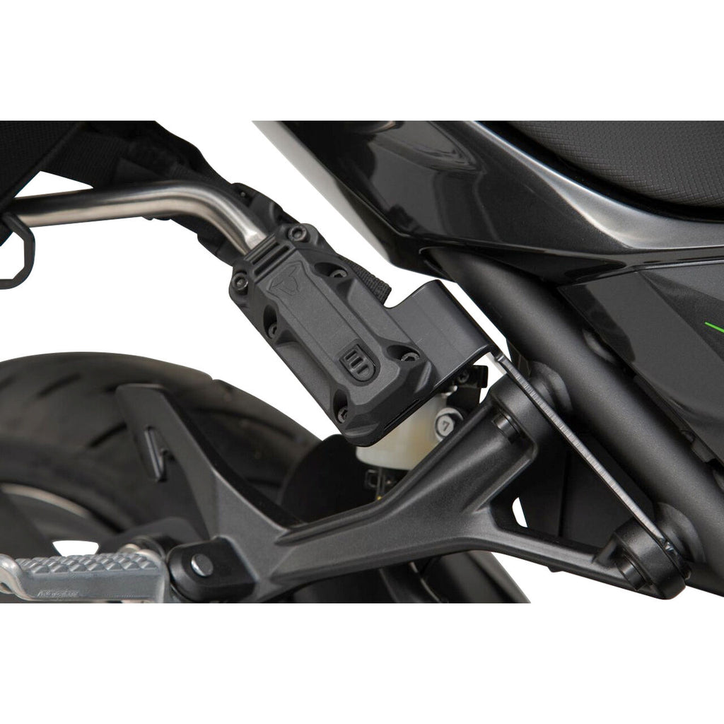SW Motech Blaze Saddlebag Mounts for Kawasaki Z1000 (HTA.08.740.81200/– Moto Central